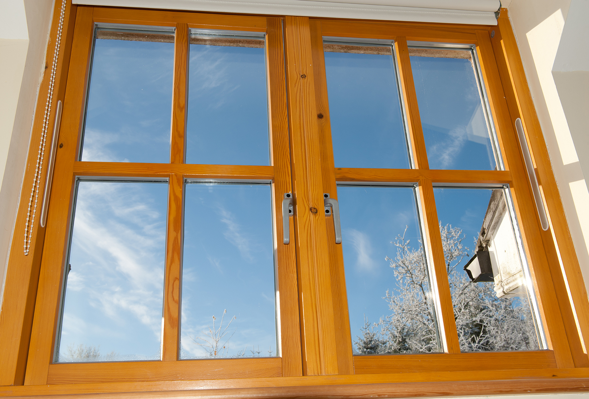 When to Replace Wooden Windows: A Guide for Homeowners